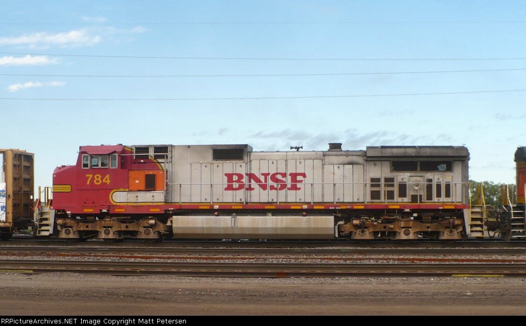 BNSF 784